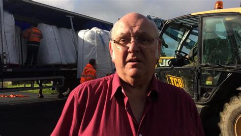 Second Sat Nav Fail Of The Day Leaves Huge Lorry Stuck In St Dennis Cornwall Live