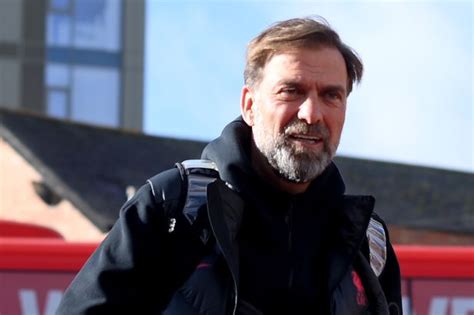 Jurgen Klopp Apologises To Liverpool Fans With Full Time Gesture After