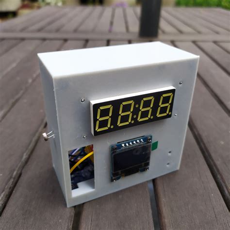 3d Printable Arduino Clock Box By Lugur