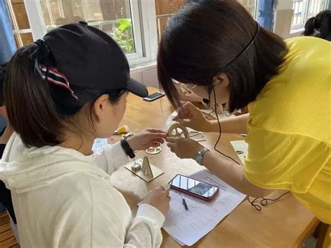 洞头区举办“同在一片蓝天下 家庭心理援助” 公益活动澎湃号·政务澎湃新闻 The Paper