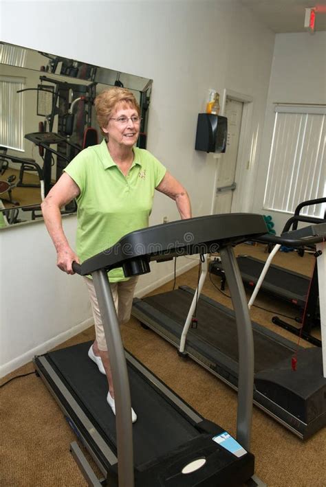 Active Senior Woman Exercise Treadmill Machine Stock Image Image Of Walks Elder 48649041