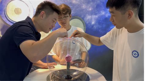 湖北工业大学电创企能科技创新调研团探访湖北电力博物馆 湖北工业大学新闻网