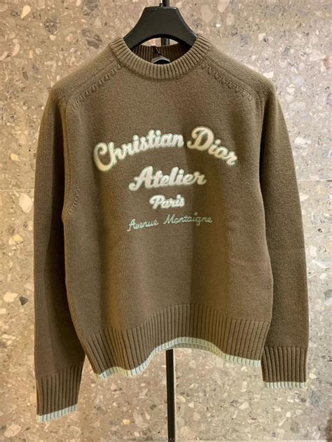 Dior 니트 스웨터 22fw 디올 아뜰리에 로고 스웨터 원래 명품은 필웨이 Feelway
