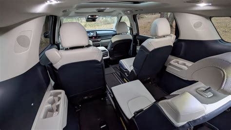 2025 Kia Carnival Hybrid Review Smart Updates Make A Good Minivan