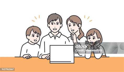 개인용 컴퓨터로 여행을 계획하는 젊은 가족의 벡터 일러스트 레이 션 자료 노트북에 대한 스톡 벡터 아트 및 기타 이미지