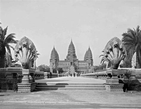 រម្លឹកគ្រាបារាំង សង់អង្គរវត្តចម្លងដែលមានភ្ញៀវទៅទស្សនារាប់លាននាក់