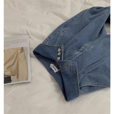 พร้อมส่งงานป้าย Wg We กางเกงยีนส์ ขายาว เอวสูง ทรงกระบอกใหญ่ ดีไซน์ พับขอบเอว เก๋มาก ผ้าดี ทรง