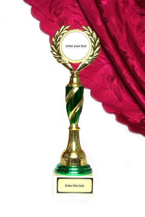 무료 이미지 사람들 화이트 스포츠 축하 컵 황금의 장비 경쟁 장소 배경 먼저 마젠타 드문 트로피