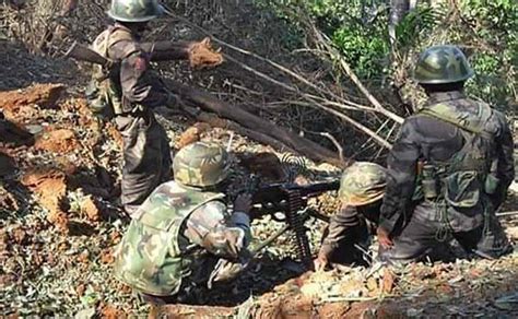 Dvb ဝိုင်းမော်က ပြည်သူ့စစ်စခန်းကို ကေအိုင်အေ တိုက်ခိုက်၊ ဆင်ဘိုတွင်လည