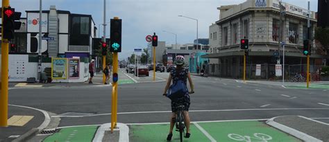 Directional Cycle Signals Viastrada