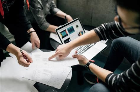 why a business should hire a dedicated software development team