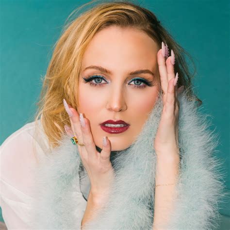 Kara Connolly Youtube