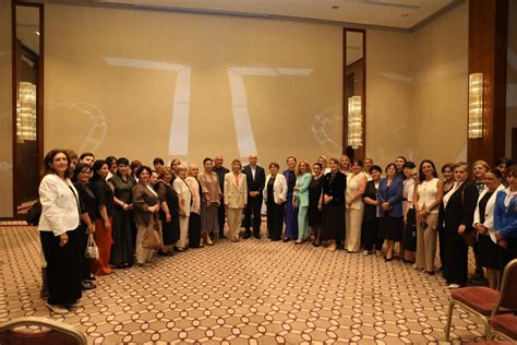 ქართული ბათუმში გაიმართა პოლიტიკური გაერთიანება „ქართული ოცნების“ ქალთა ორგანიზაციის აჭარის