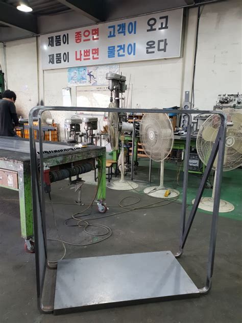 Lpg 더블행거 제작과정 성준lpg매장lpg행거의류행거매장행거금속행거공장아비소옷걸이행거행거주문제작행거싼곳행거저렴한곳행거잘만드는곳금속진열대일산행거