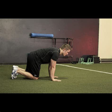 Вращение в тазобедренном суставе в согнутом положении Каталог упражнений Бодибилдинг и