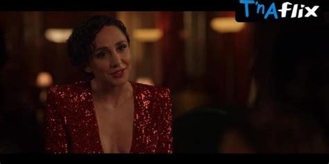 Lauren Patten Breasts Scene In Death And Other Details Violett Beane