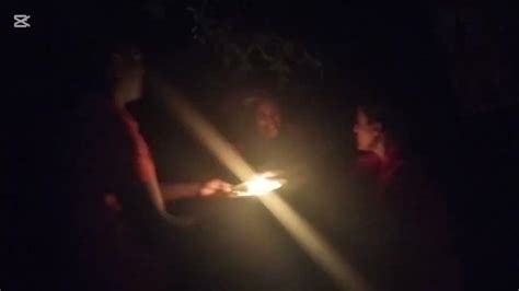 ශෂිකලා ගුරු මෑණියෝ සත්‍ය වූ පුද බිමකි Youtube