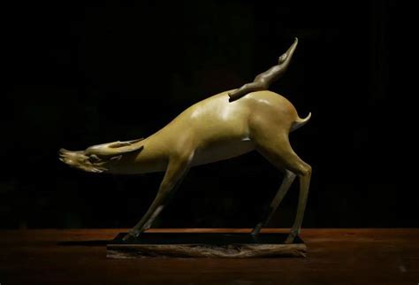 踽踽而行 黄运长动物雕塑 作品