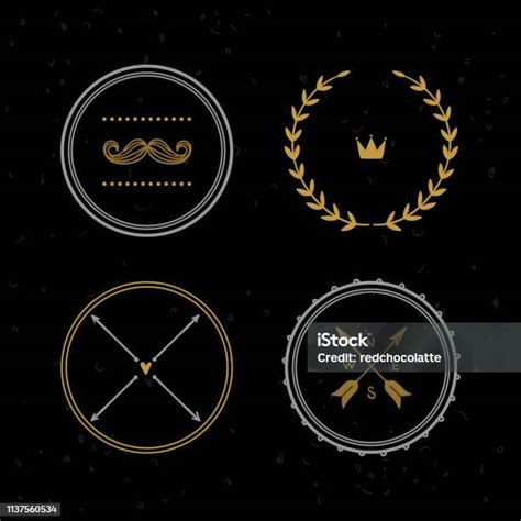힙 스 터 레이블과 원형 프레임 벡터 집합입니다 검정색 배경에 금색과 은색 디자인 요소 화살표에 대한 스톡 벡터 아트 및 기타 이미지 화살표 개체 그룹 고풍스런