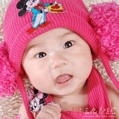 一岁宝宝物理降温用冷水 婴儿物理降温用冷水还是热水 随意云