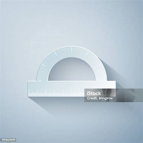 회색 배경에 격리 된 도 아이콘을 측정하기위한 용지 절단 각도기 그리드 기울기 각도 미터 측정 도구 기하학적 기호입니다 종이 아트 스타일입니다 벡터 일러스트레이션 3차원