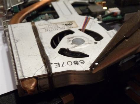 How To Perform An IBM ThinkPad X60s Fan Spindle Replacement IFixit