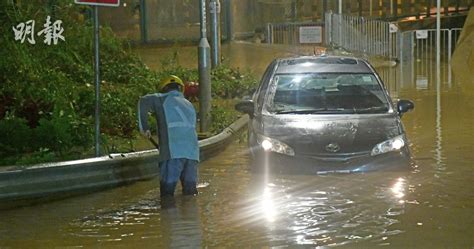 凌晨一度紅雨 打鼓嶺蓮麻坑路水浸 七人車四驅車死火 08 51 20210806 港聞 即時新聞 明報新聞網