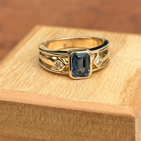 Estate 14kt Yellow Gold Emerald Cut Medium Blue Sapphire Diamond Ban