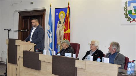 Промовирана книгата „Славе Ѓорѓо Димоски во книжевната критика“ Охрид24