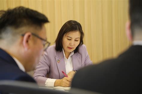 Гэр бүл Гэр бүл хөдөлмөр нийгмийн хамгааллын яам