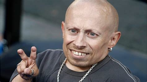 Verne Troyer Mini Me In Austin Powers Movies Is Dead At 49