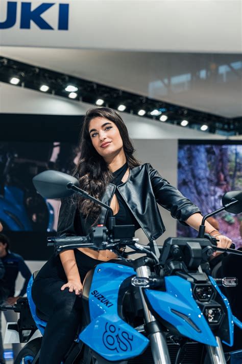 Eicma Girls 2022