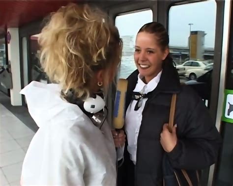 Boulevard Airport Worker Wank Eporner