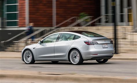 2019 Tesla Model 3 Reviews Tesla Model 3 Price Photos And Specs