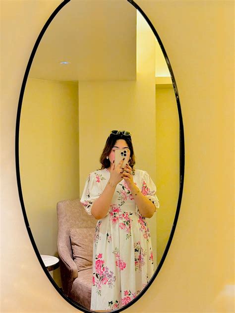 Subha Chowdhury Subha Chowdhury Added A New Photo