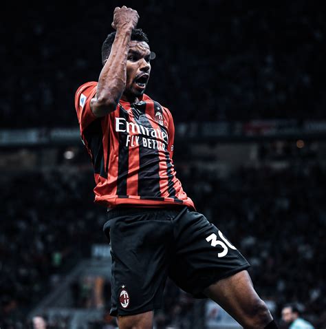 A C Milan Georgian Fans ჩვენი გიჟკაცა 😁😁 6 გოლი მიმდინარე სეზონში ⚡️⚡️⚡️ Facebook