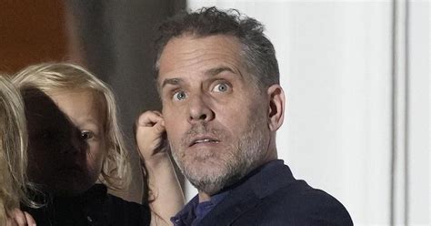 Hunter Biden Parties Naked With Random Women