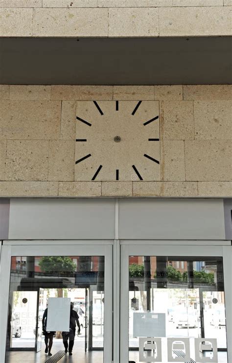 Clock Without Hands Concept Of The Passage Of Time No Time Infinite Time Dreams Meaning No