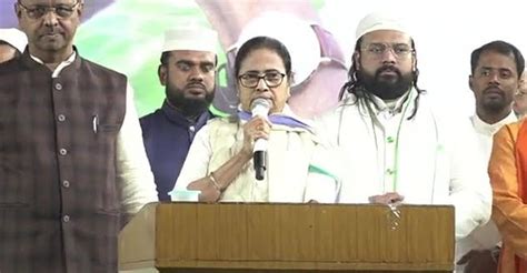 রাম মন্দির উদ্বোধনের দিন বিজেপিকে ‘নারীবিরোধী তোপ মমতার