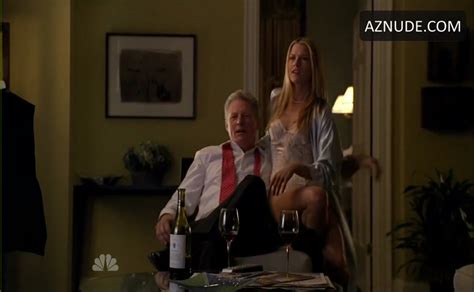 Ali Larter Underwear Scene In Heroes Aznude
