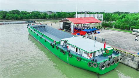 中国首艘两千吨级集散两用新能源运输船投入运营 2022年6月21日 俄罗斯卫星通讯社