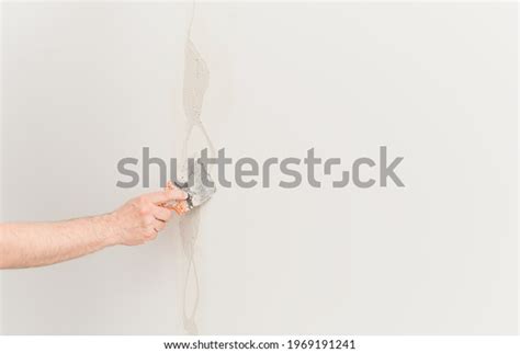 Putty Fixing Cracks Stock Photos Images Photography Shutterstock