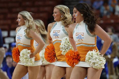 Stunning Tennessee Cheerleader Turns Heads During Ncaa Tournament