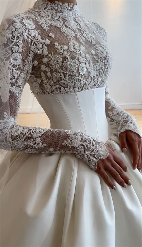 Basque Waist Wedding Dress With Sleeves La Jeune Mariee Detail