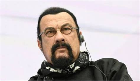 အမေရိကန်နိုင်ငံသားဖြစ်ပေမယ့်လည်း ရုရှားတွေအပေါ် ရာနှုန်းပြည့် ချစ်ခင်မြတ်နိုးကြောင်း ကမ္ဘာကျော