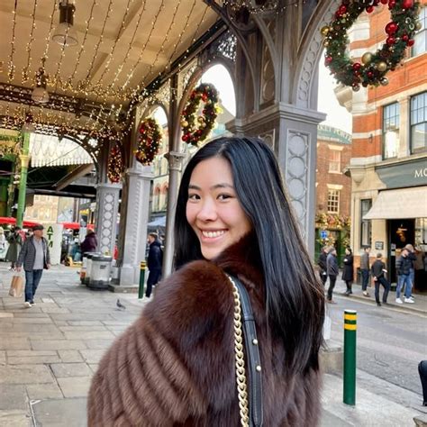 Connie Conniechen On Threads