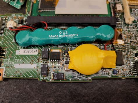 I D Like To Replace The Broken Cmos Battery In This Old Lifebook Anyone Know What Type These