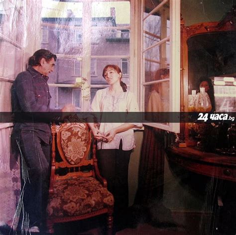 Внучката на Виолета Донева закарана от полицаи в психиатрия след дни я заподозряха за убийството