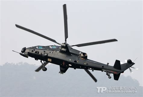 武直10武直19炫技飞行 优良性能展露无遗 中新网