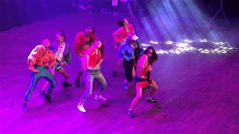Request Dance Crew Sorry By Justin Bieber Live Performance Youtube